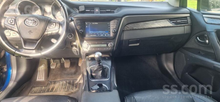 Zils Toyota Avensis 2016 Liepāja, ar dzinēja tilpumu 2.00 L un nobraukumu 435 tūkst. km par 7200 €, foto 5 vietnē AUTOMOTO.COM.LV