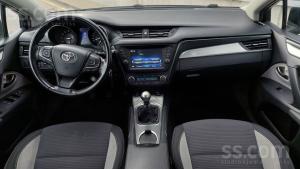 Синий Тойота Авенсис 2016 в Рига, объемом двигателя 1.80 л и пробегом 297 тыс. км за 8800 €, фото 20 на AUTOMOTO.COM.LV