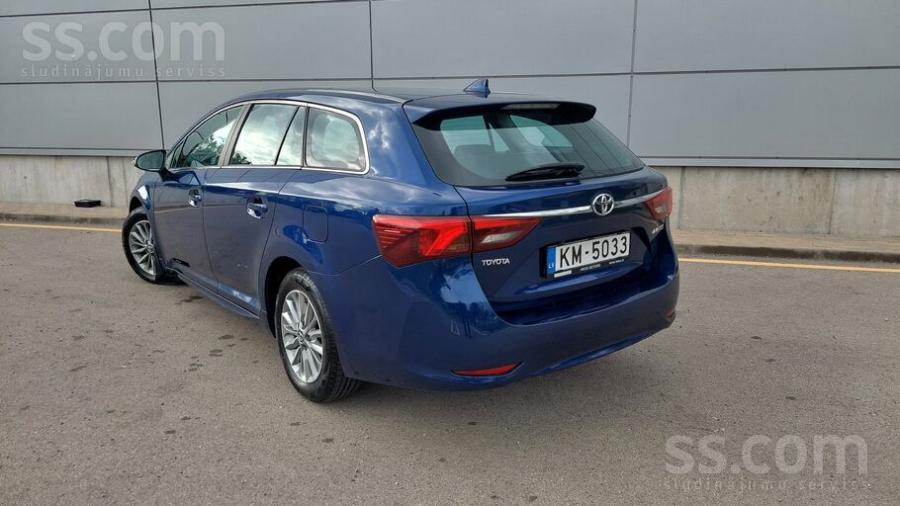 Синий Тойота Авенсис 2016 в Рига, объемом двигателя 1.80 л и пробегом 297 тыс. км за 8800 €, фото 23 на AUTOMOTO.COM.LV