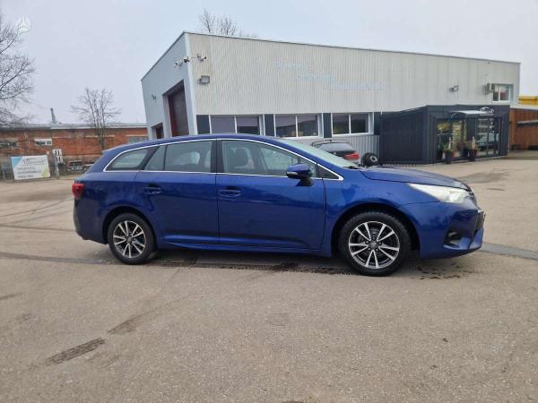 Zils Toyota Avensis 2017 Ukmergė, ar dzinēja tilpumu 1.60 L un nobraukumu 194 tūkst. km par 6750 €, foto 5 vietnē AUTOMOTO.COM.LV