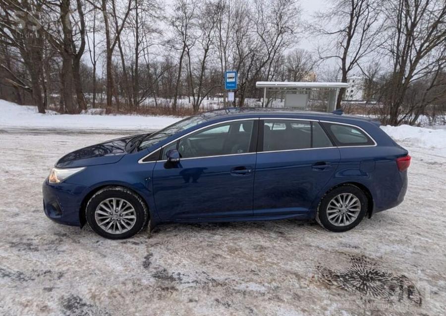 Zils Toyota Avensis 2017 Rīga, ar dzinēja tilpumu 1.80 L un nobraukumu 141 tūkst. km par 11300 €, foto 3 vietnē AUTOMOTO.COM.LV