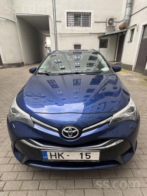 Blue Toyota Avensis 2017 in Riga, with an engine capacity of 1.80 L and mileage of 194 thousand km for 8500 €, photo  on AUTOMOTO.COM.LV