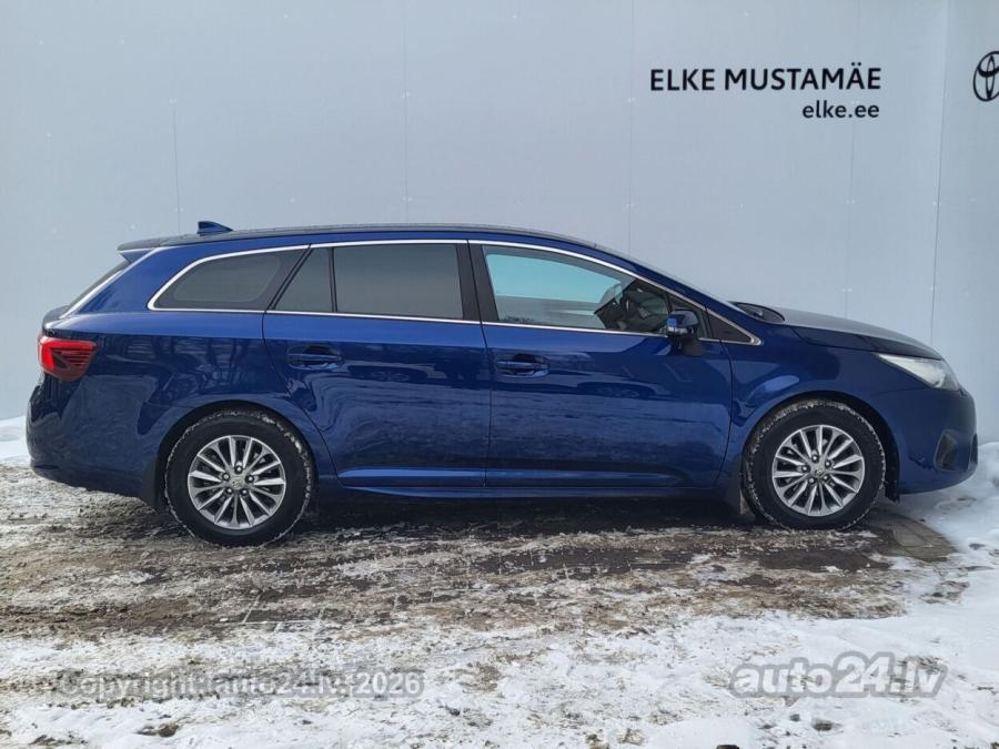 Blue Toyota Avensis 2018 in Tallinn, with an engine capacity of 1.99 L and mileage of 71 thousand km for 15495 €, photo 15 on AUTOMOTO.COM.LV