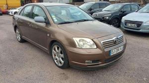 Коричневый Тойота Авенсис 2003 в Паневежис, объемом двигателя 2.00 л и пробегом 259 тыс. км за 2500 €, фото 4 на AUTOMOTO.COM.LV
