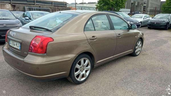 Toyota Avensis 2003 Panevēža vietnē Brūns Toyota Avensis 2003 Panevēža, ar dzinēja tilpumu 2.00 L un nobraukumu 259 tūkst. km par 2500 €, foto 10 vietnē AUTOMOTO.COM.LV