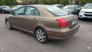 Коричневый Тойота Авенсис 2003 в Паневежис, объемом двигателя 2.00 л и пробегом 259 тыс. км за 2500 €, фото 14 на AUTOMOTO.COM.LV
