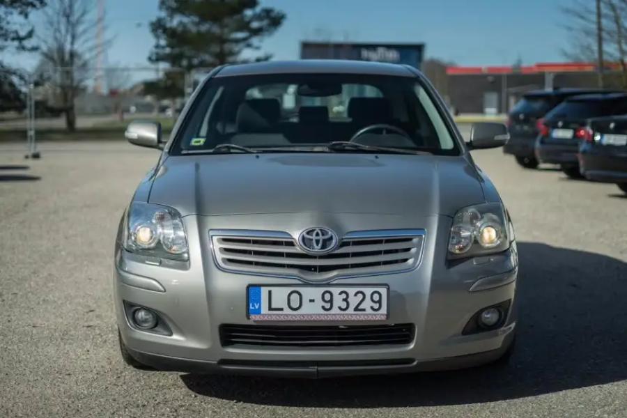 Brūns Toyota Avensis 2007 Liepāja, ar dzinēja tilpumu 1.80 L un nobraukumu 333 tūkst. km par 3700 €, foto 7 vietnē AUTOMOTO.COM.LV