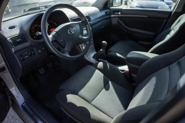 Коричневый Тойота Авенсис 2007 в Лиепая, объемом двигателя 1.80 л и пробегом 333 тыс. км за 3700 €, фото 8 на AUTOMOTO.COM.LV