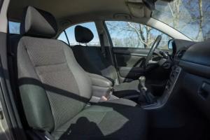 Brūns Toyota Avensis 2007 Liepāja, ar dzinēja tilpumu 1.80 L un nobraukumu 333 tūkst. km par 3700 €, foto 13 vietnē AUTOMOTO.COM.LV