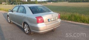 Brown Toyota Avensis 2003 in Jelgava, with an engine capacity of 1.80 L and mileage of 326 thousand km for 3690 €, photo 5 on AUTOMOTO.COM.LV