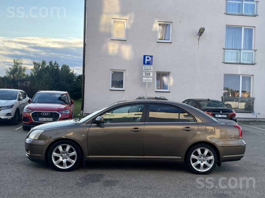 Коричневый Тойота Авенсис 2005 в Рига, объемом двигателя 2.40 л и пробегом 360 тыс. км за 1899 €, фото 3 на AUTOMOTO.COM.LV
