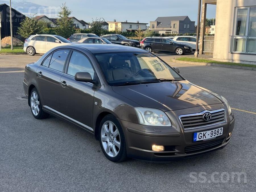 Коричневый Тойота Авенсис 2005 в Рига, объемом двигателя 2.40 л и пробегом 360 тыс. км за 1899 €, фото 5 на AUTOMOTO.COM.LV