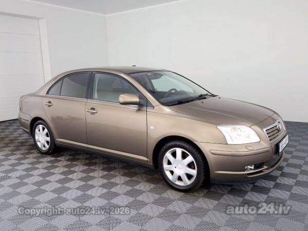 Brown Toyota Avensis 2006 in Tallinn, with an engine capacity of 1.60 L and mileage of 212 thousand km for 1399 €, photo 1 on AUTOMOTO.COM.LV