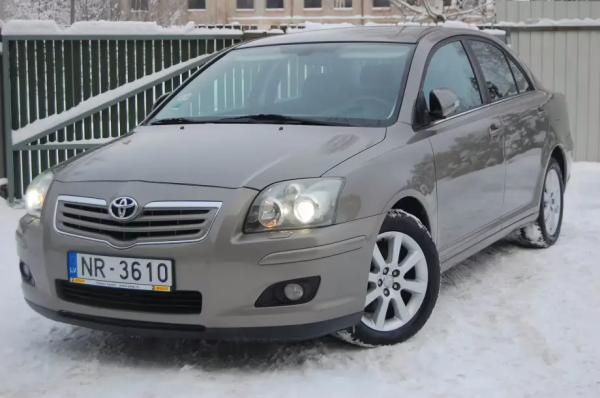 Коричневый Тойота Авенсис 2006 в Екабпилс, объемом двигателя 2.00 л и пробегом 255 тыс. км за 4300 €, фото 1 на AUTOMOTO.COM.LV