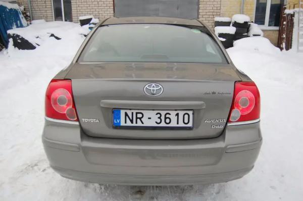 Коричневый Тойота Авенсис 2006 в Екабпилс, объемом двигателя 2.00 л и пробегом 255 тыс. км за 4300 €, фото 8 на AUTOMOTO.COM.LV