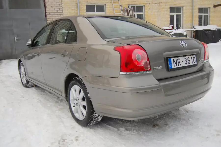 Brūns Toyota Avensis 2006 Jēkabpils, ar dzinēja tilpumu 2.00 L un nobraukumu 255 tūkst. km par 4300 €, foto 10 vietnē AUTOMOTO.COM.LV