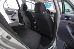 Brūns Toyota Avensis 2006 Jēkabpils, ar dzinēja tilpumu 2.00 L un nobraukumu 255 tūkst. km par 4300 €, foto 15 vietnē AUTOMOTO.COM.LV