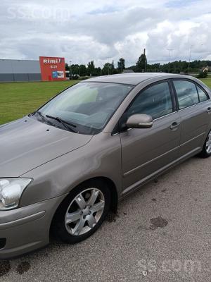 Коричневый Тойота Авенсис 2007 в Огре, объемом двигателя 2.00 л и пробегом 245 тыс. км за 2500 €, фото 4 на AUTOMOTO.COM.LV