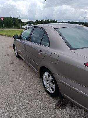 Коричневый Тойота Авенсис 2007 в Огре, объемом двигателя 2.00 л и пробегом 245 тыс. км за 2500 €, фото 5 на AUTOMOTO.COM.LV