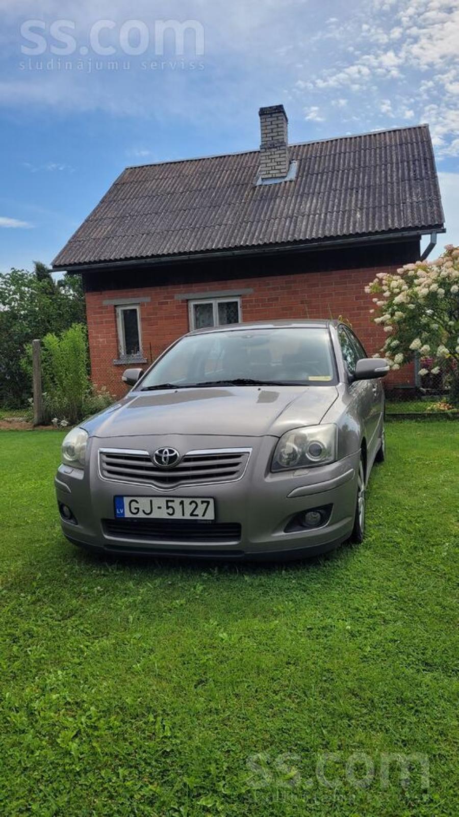 Коричневый Тойота Авенсис 2007 в Рига, объемом двигателя 2.00 л и пробегом 202 тыс. км за 1200 €, фото 1 на AUTOMOTO.COM.LV