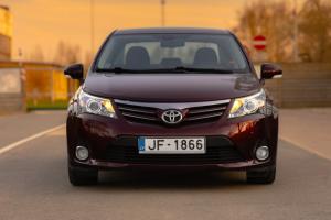 Brūns Toyota Avensis 2013 Rīga, ar dzinēja tilpumu 2.20 L un nobraukumu 307 tūkst. km par 4900 €, foto 4 vietnē AUTOMOTO.COM.LV