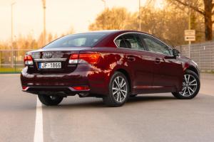 Brūns Toyota Avensis 2013 Rīga, ar dzinēja tilpumu 2.20 L un nobraukumu 307 tūkst. km par 4900 €, foto 6 vietnē AUTOMOTO.COM.LV