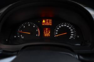 Brūns Toyota Avensis 2013 Rīga, ar dzinēja tilpumu 2.20 L un nobraukumu 307 tūkst. km par 4900 €, foto 10 vietnē AUTOMOTO.COM.LV