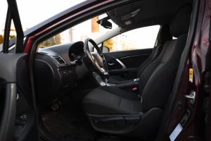 Brūns Toyota Avensis 2013 Rīga, ar dzinēja tilpumu 2.20 L un nobraukumu 307 tūkst. km par 4900 €, foto 16 vietnē AUTOMOTO.COM.LV