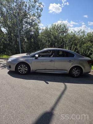 Коричневый Тойота Авенсис 2015 в Рига, объемом двигателя 1.80 л и пробегом 187 тыс. км за 9500 €, фото 3 на AUTOMOTO.COM.LV