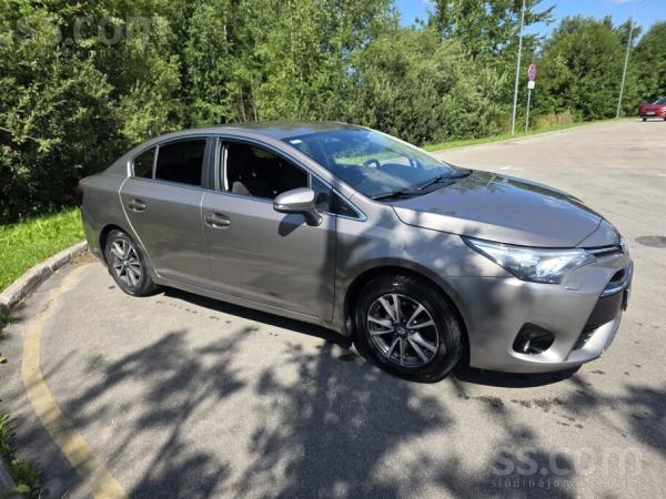 Brūns Toyota Avensis 2015 Rīga, ar dzinēja tilpumu 1.80 L un nobraukumu 187 tūkst. km par 9500 €, foto 4 vietnē AUTOMOTO.COM.LV