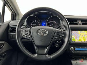 Brown Toyota Avensis 2015 in Vilnius, with an engine capacity of 1.99 L and mileage of 148 thousand km for 11900 €, photo 12 on AUTOMOTO.COM.LV