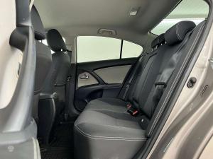 Brown Toyota Avensis 2015 in Vilnius, with an engine capacity of 1.99 L and mileage of 148 thousand km for 11900 €, photo 19 on AUTOMOTO.COM.LV