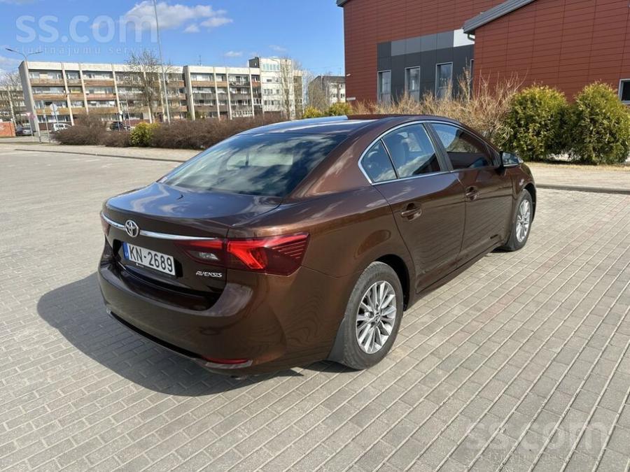 Brūns Toyota Avensis 2016 Rīga, ar dzinēja tilpumu 1.80 L un nobraukumu 183 tūkst. km par 9900 €, foto 4 vietnē AUTOMOTO.COM.LV