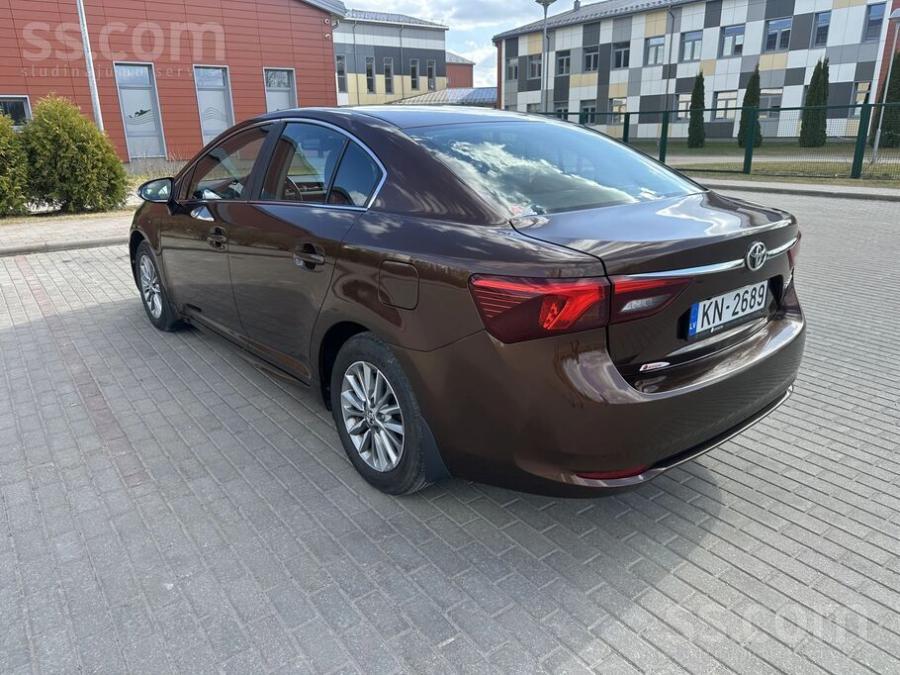 Brūns Toyota Avensis 2016 Rīga, ar dzinēja tilpumu 1.80 L un nobraukumu 183 tūkst. km par 9900 €, foto 5 vietnē AUTOMOTO.COM.LV