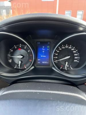 Brūns Toyota Avensis 2016 Rīga, ar dzinēja tilpumu 1.80 L un nobraukumu 183 tūkst. km par 9900 €, foto 7 vietnē AUTOMOTO.COM.LV