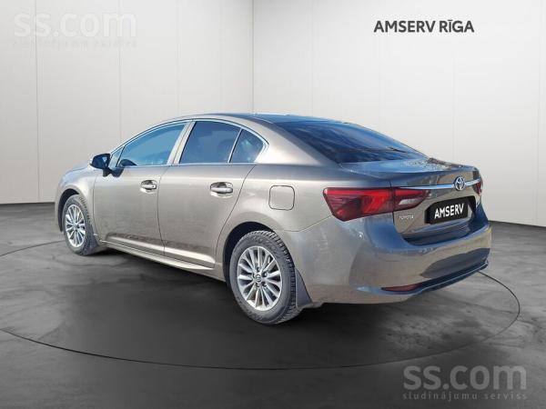 Коричневый Тойота Авенсис 2016 в Рига, объемом двигателя 1.80 л и пробегом 172 тыс. км за 11200 €, фото 4 на AUTOMOTO.COM.LV