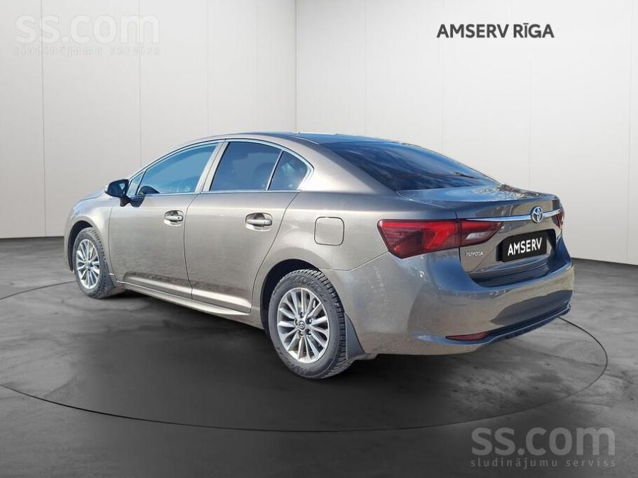 Brūns Toyota Avensis 2016 Rīga, ar dzinēja tilpumu 1.80 L un nobraukumu 172 tūkst. km par 11200 €, foto 5 vietnē AUTOMOTO.COM.LV
