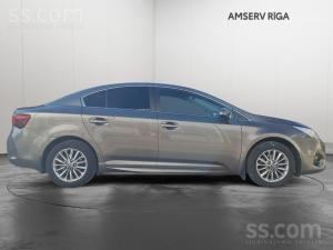 Brūns Toyota Avensis 2016 Rīga, ar dzinēja tilpumu 1.80 L un nobraukumu 172 tūkst. km par 11200 €, foto 9 vietnē AUTOMOTO.COM.LV