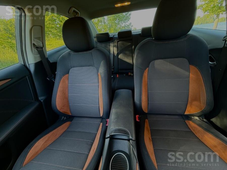 Коричневый Тойота Авенсис 2017 в Рига, объемом двигателя 1.80 л и пробегом 42 тыс. км за 14000 €, фото 12 на AUTOMOTO.COM.LV