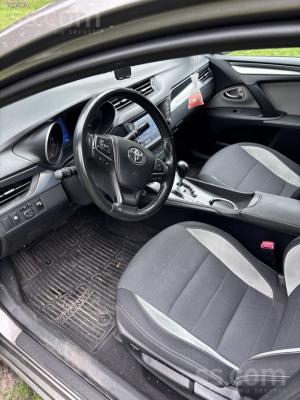Brūns Toyota Avensis 2018 Rīga, ar dzinēja tilpumu 1.80 L un nobraukumu 138 tūkst. km par 12990 €, foto 8 vietnē AUTOMOTO.COM.LV