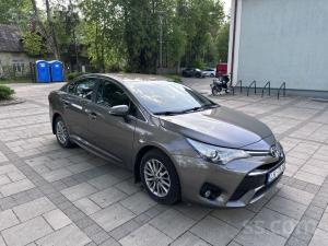Коричневый Тойота Авенсис 2018 в Огре, объемом двигателя 1.80 л и пробегом 96 тыс. км за 13200 €, фото  на AUTOMOTO.COM.LV