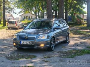 Brūns Toyota Avensis 2004 Rīga, ar dzinēja tilpumu 2.00 L un nobraukumu 245 tūkst. km par 2200 €, foto 4 vietnē AUTOMOTO.COM.LV