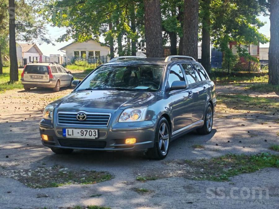 Brūns Toyota Avensis 2004 Rīga, ar dzinēja tilpumu 2.00 L un nobraukumu 245 tūkst. km par 2200 €, foto 4 vietnē AUTOMOTO.COM.LV