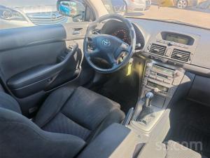 Brūns Toyota Avensis 2004 Rīga, ar dzinēja tilpumu 2.00 L un nobraukumu 245 tūkst. km par 2200 €, foto 17 vietnē AUTOMOTO.COM.LV