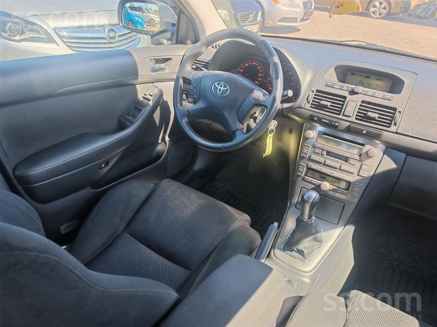 Brūns Toyota Avensis 2004 Rīga, ar dzinēja tilpumu 2.00 L un nobraukumu 245 tūkst. km par 2200 €, foto 17 vietnē AUTOMOTO.COM.LV