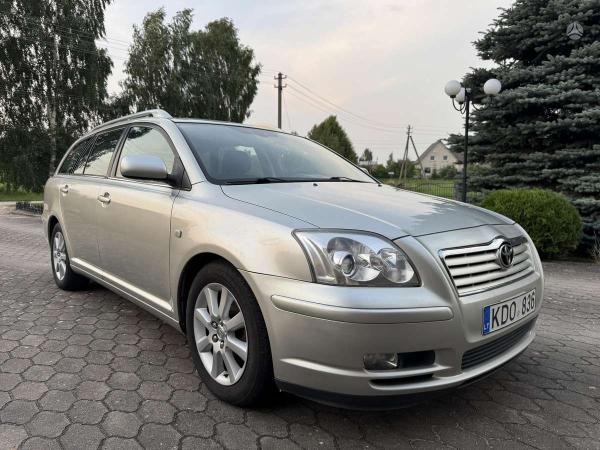 Brūns Toyota Avensis 2004 Kauņa, ar dzinēja tilpumu 1.76 L un nobraukumu 280 tūkst. km par 1950 €, foto 1 vietnē AUTOMOTO.COM.LV