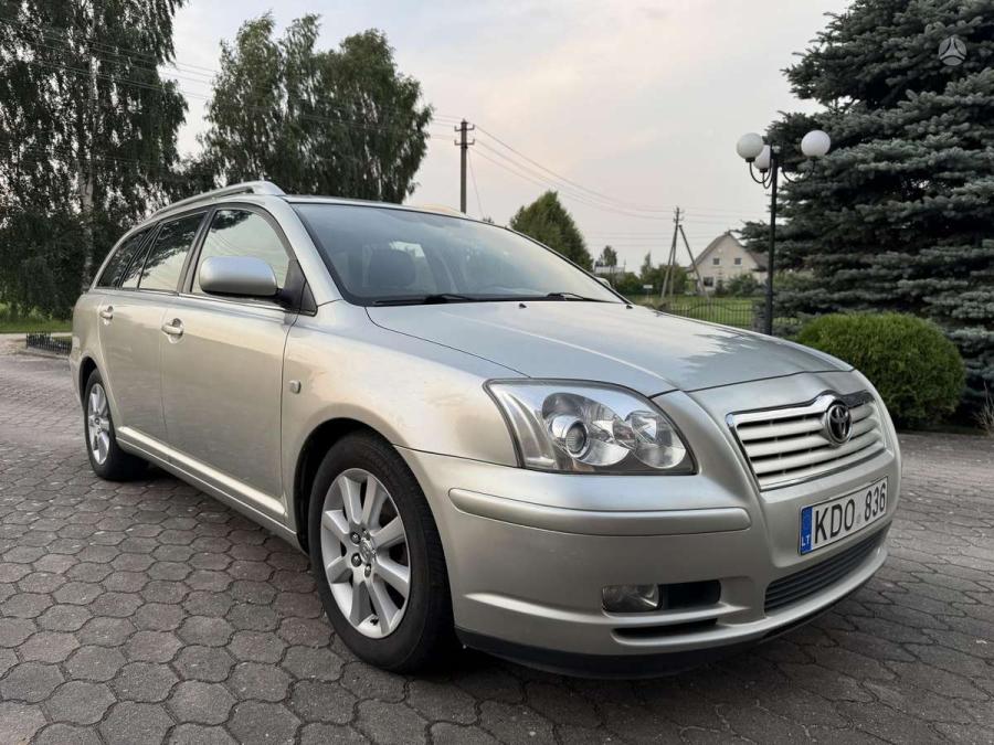 Коричневый Тойота Авенсис 2004 в Каунас, объемом двигателя 1.76 л и пробегом 280 тыс. км за 1950 €, фото 1 на AUTOMOTO.COM.LV