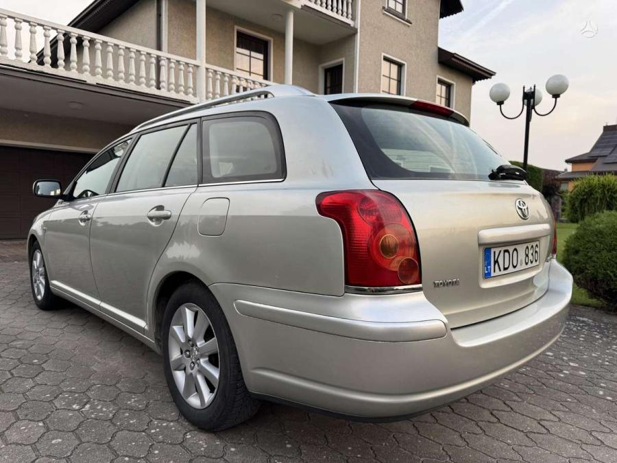 Коричневый Тойота Авенсис 2004 в Каунас, объемом двигателя 1.76 л и пробегом 280 тыс. км за 1950 €, фото 6 на AUTOMOTO.COM.LV