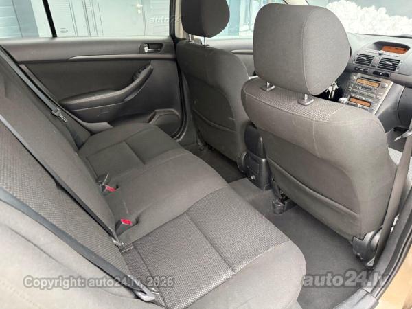 Коричневый Тойота Авенсис 2005 в Таллин, объемом двигателя 1.80 л и пробегом 298 тыс. км за 2499 €, фото 11 на AUTOMOTO.COM.LV