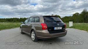 Коричневый Тойота Авенсис 2005 в Таллин, объемом двигателя 1.80 л и пробегом 388 тыс. км за 1650 €, фото 3 на AUTOMOTO.COM.LV